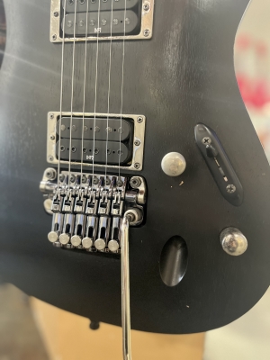 Gear Hunter | Ibanez - S320 - Weathered Black